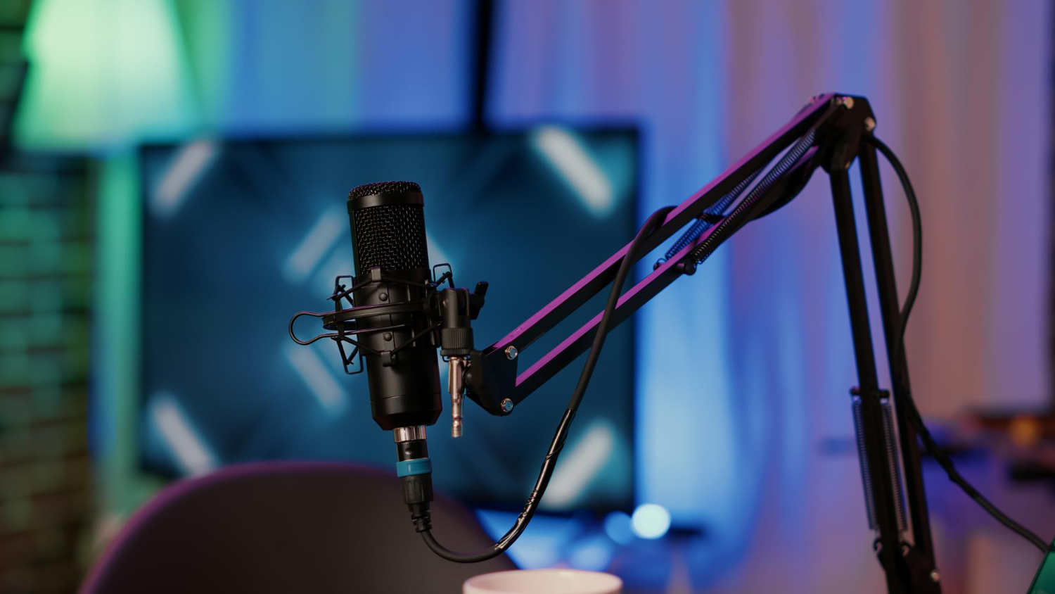 Branded audio: how podcasts and internal radio boost engagement - We ...